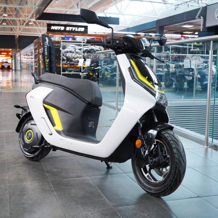 ZEEHO AE6+ купить в Москве - Цена, Характеристики | Магазин EcoMoto